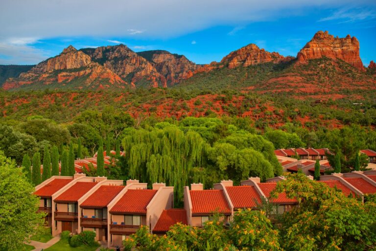 Top 10 Quiet Peaceful Places To Live In The US